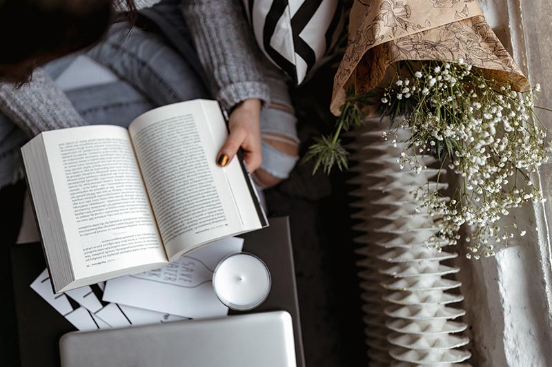 HOW TO READ BOOKS IN SPANISH Spanish Classes Valencia HOW TO READ BOOKS IN SPANISH Spanish Classes Valencia